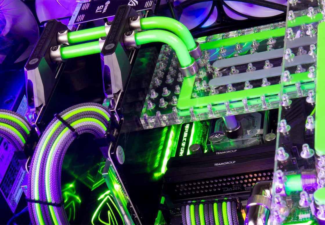 This Watercooled Gaming Desk Was Designed to Push Boundaries